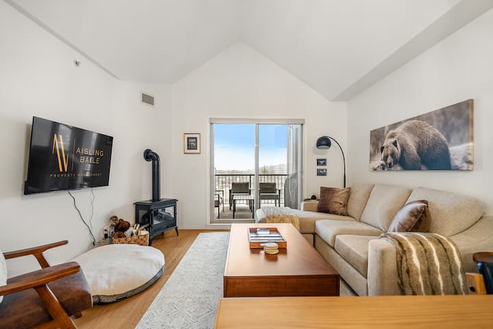 Grizzly Shores | Hot Tub | Pool | Games | Lakeside - Invermere