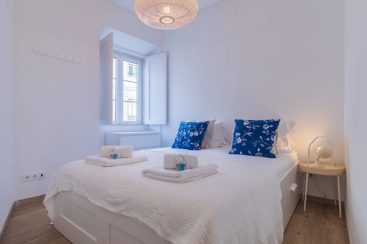 Lapa Central Family Apartament - Lisbon