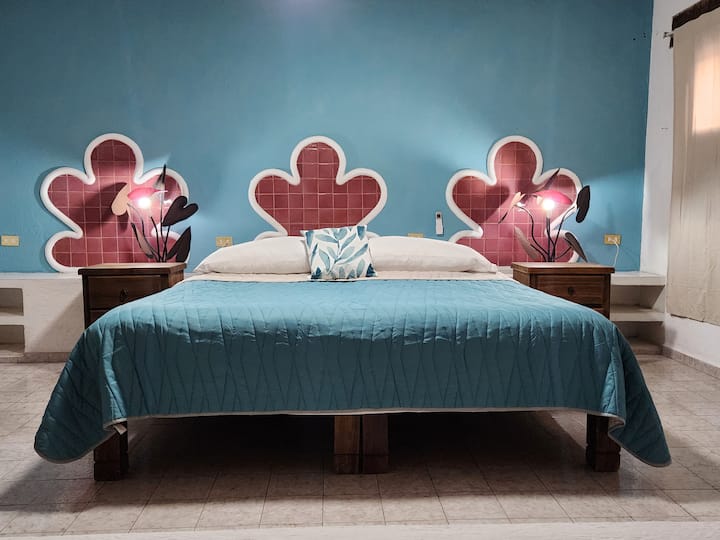 Villa Rústica Frente A Río Cuale En Zona Romántica - Puerto Vallarta