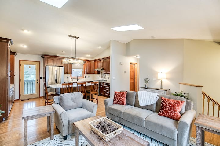 Maple Haven: Extended Stay - Maple Grove, MN