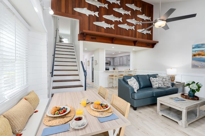 Updated/resort Style
Slp-9 Beach-5 Min/pool/dining - Wilmington, NC