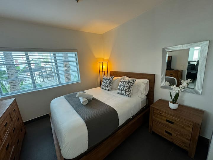 Cute&cozy 1bed Near To Lincolnrd - Miami Beach, FL