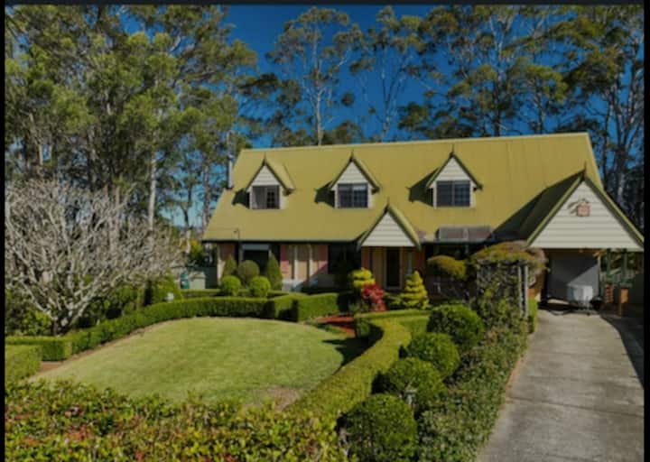Riverside Vintage Home - 4 Mins To Everything! - Taree