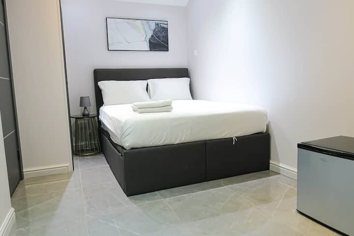 Comfy Room Suitew Wifi @ Somerset/orchard Area - Singapour