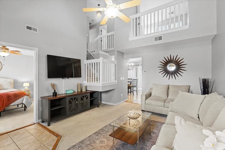 Charming Townhome In S. Clt - 20 Mins From Uptown! - Charlotte, NC
