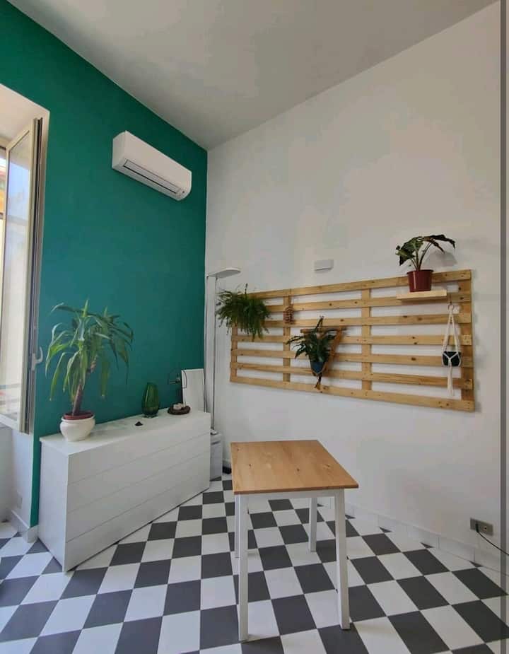 Casa Del Sole-elegante Rifugio Nel Cuore Di Napoli - Naples