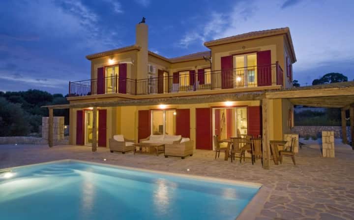 Villa Minos - Luxury Villa With Pool In Kefalonia - Кефалиния