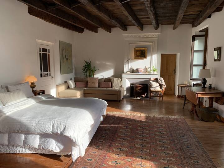 Magnolia Room In The ‘Dordogne Manor Bnb’ Autoire - Le Gouffre