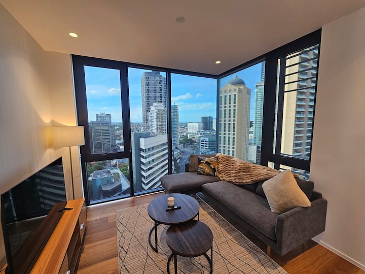 Heart Of The City! 1 Bed 1 Bath - Brisbane