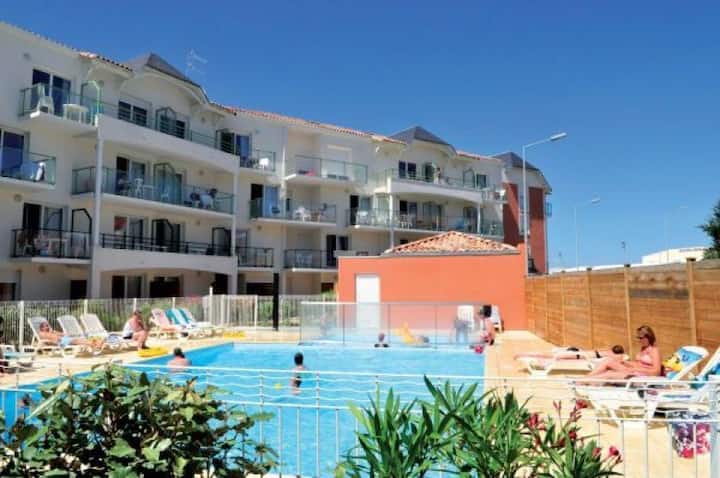 Bel Appartement Avec Piscine - 레 사블르돌론느