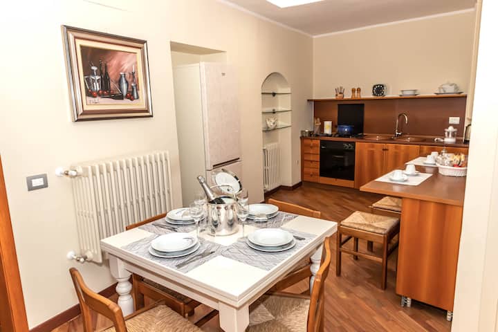 Piazzetta In Franciacorta Cir: 017038-lni-00004 - Sarnico
