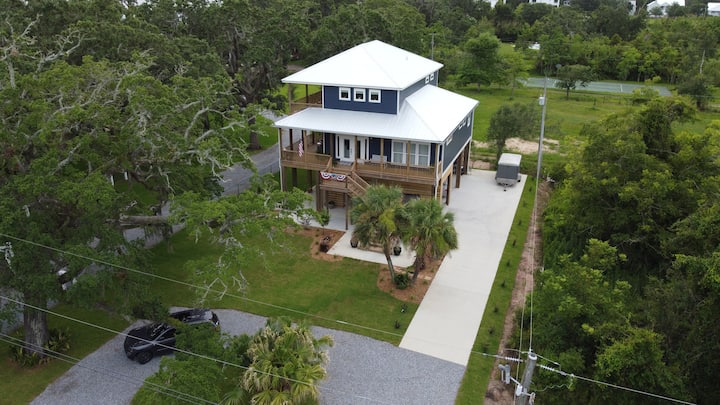 Luxury Suite Apartment At The Beach - Pass Christian, MS