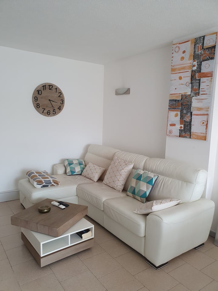 Appartement Plein Centre-ville - L'Île-Rousse