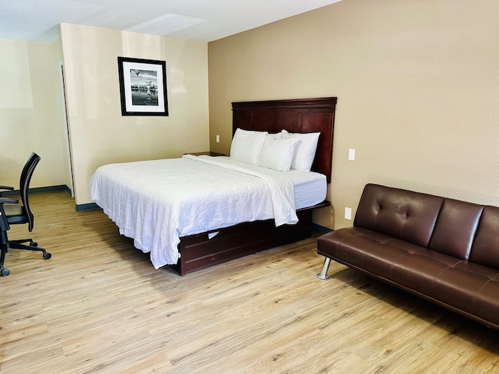King Room At Wapiti Lodge - Durango, CO