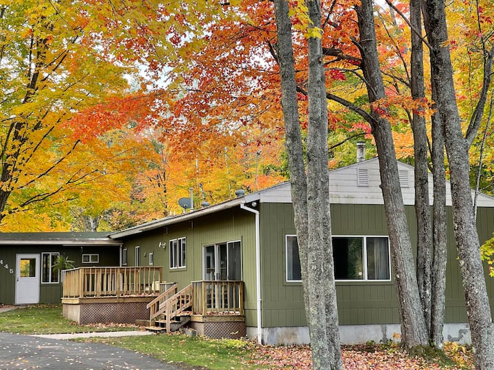 Grove Ii, Near Golf Course - Marquette, MI