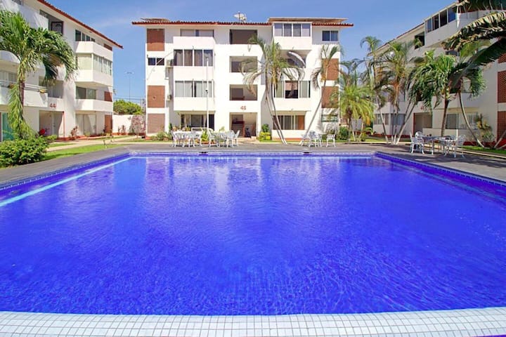 3 Piscinas Galerias Playa Condominum La Marina 19 - Puerto Vallarta
