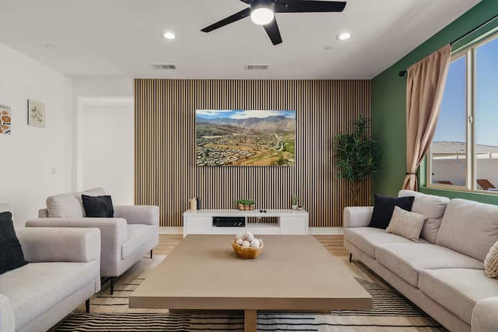 Luxe Game Room Swimupbar Heated Pool/spa Fireplace - California