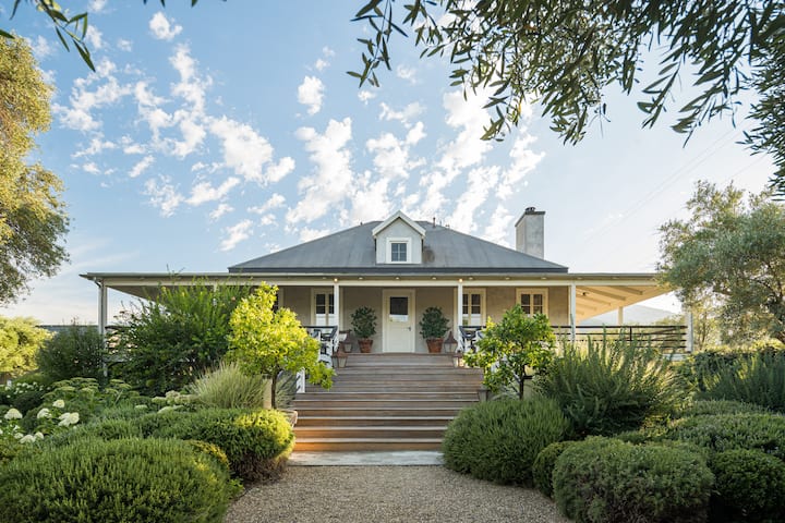Exquisite Estate In Rutherford - Yountville, CA