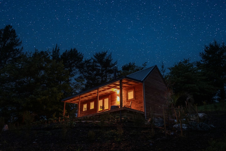Off-grid Vineyard Cabin - Bay Of Islands
