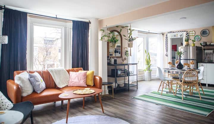 Quirky Quarters- Trendy 4 Br Historic Neighborhood - Minneapolis, MN