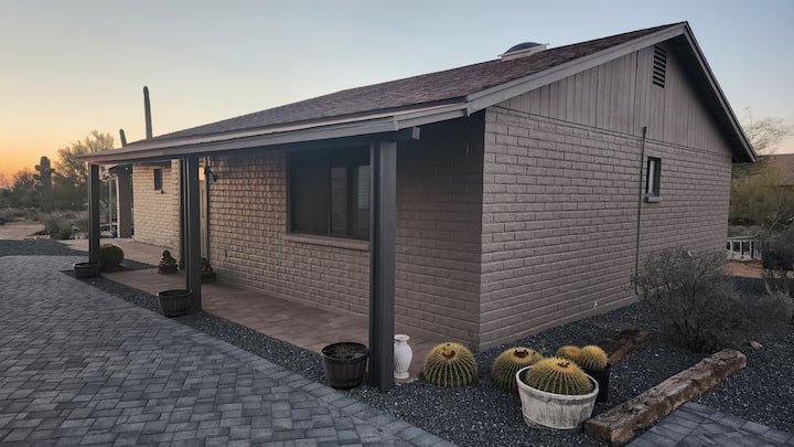 Cozy Home In North Scottsdale - Carefree, AZ