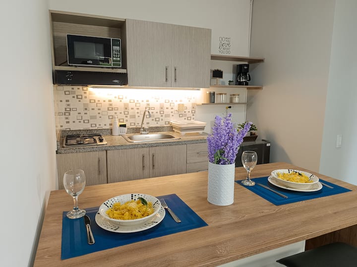 Apartamento Cerca A Imbanaco Con Balcón Privado - Cali