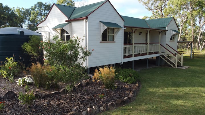 Camellia Cottage - Girraween National Park