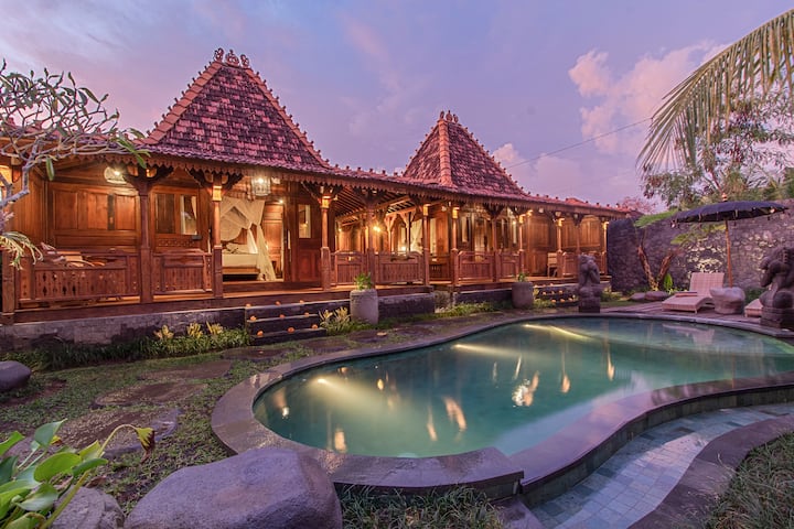 Wonderful 2br Luxury Wooden Villa With Privatepool - Ubud