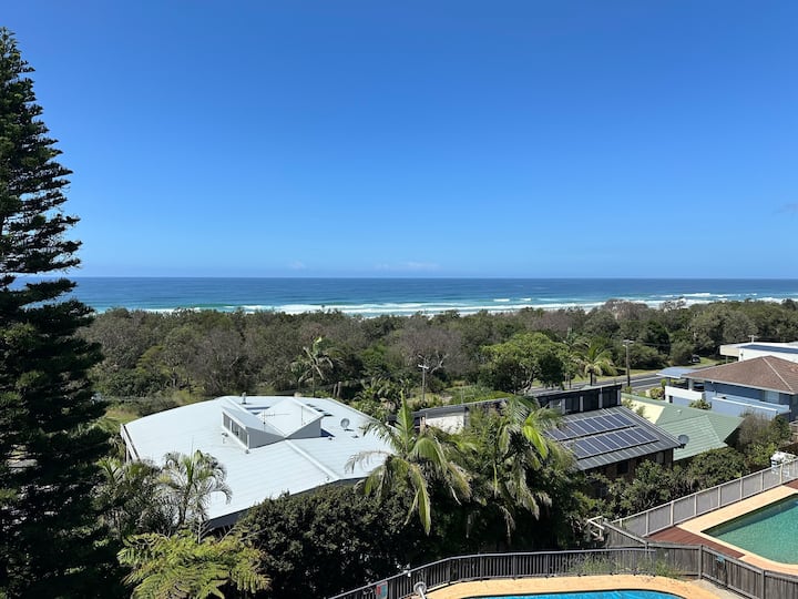 The Blue Door Beach Bungalow On Bourne - Port Macquarie
