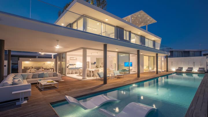 Cyprus In The Sun Holidays 3, 5 And 6 Op Villas - Protaras