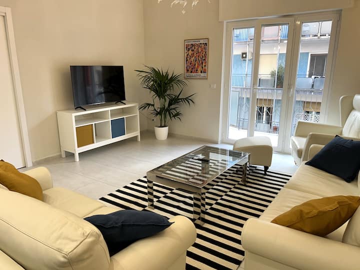 Dimora Manzoni - Bari Center - Bari