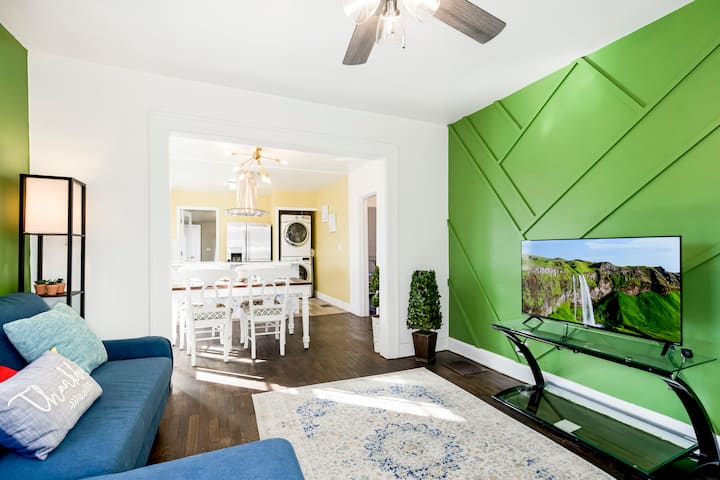 Charming Newly Renovated, Pet Friendly, Wi-fi - Kansas City, KS