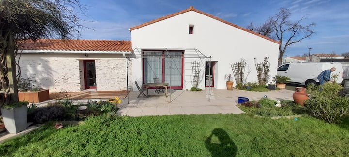 Maison Atypique Au Calme - Maché