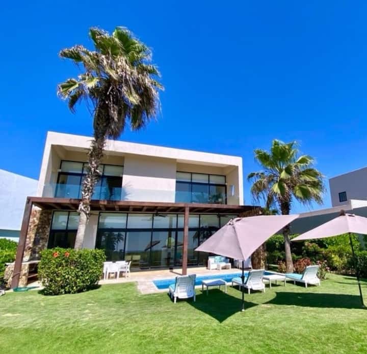 Exclusiva Y Preciosa Villa Club De Golf Tres Vidas - Acapulco