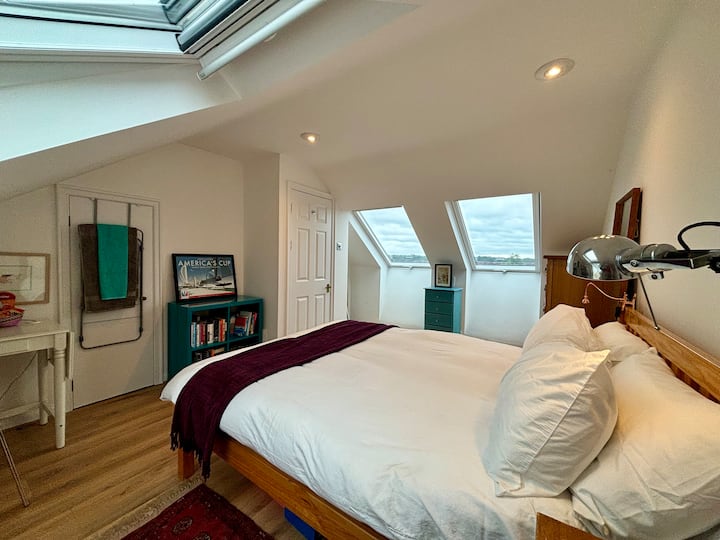 Light Airy Room With Private Bathroom - Hamble-le-Rice