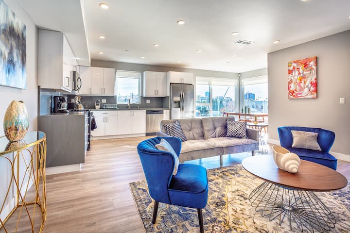 Hollywood Blvd 2br Walk Of Fame + Free Parking - Los Angeles, CA