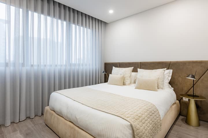 Filigrana Portuguesa @ Boavista Executive Suites - Porto, Portugal