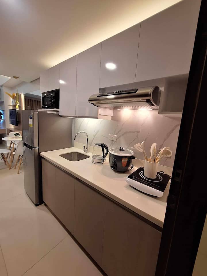 Experience Luxury Living At 38th Park Condo - Cebu City
