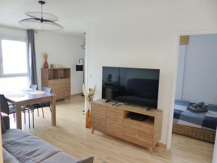 Ile De Nantes, Vue Exceptionnelle Avec Parking - Nantes