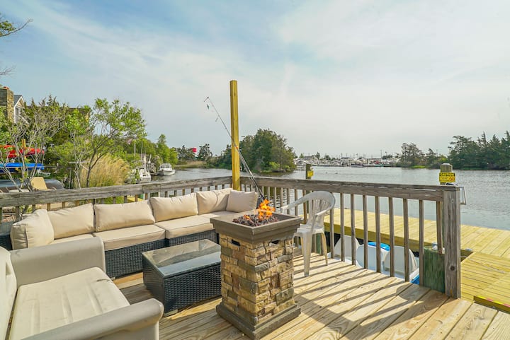 Waterfront W/boat Dock & Cottage - Long Beach Island, NJ