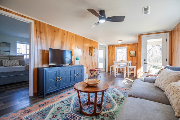 Bluff Creek Cabin- Nature Escape! - Fayetteville, AR