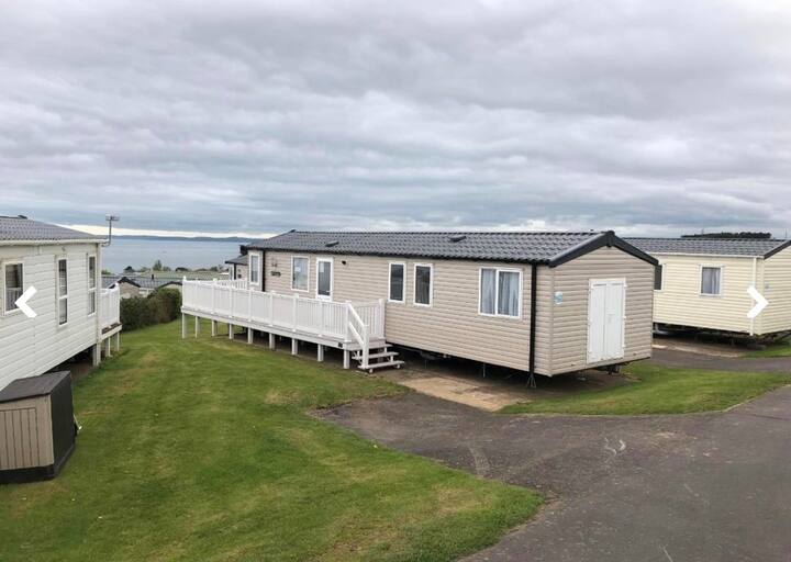 Platinum 3 Bed, Wifi, Parking - Devon