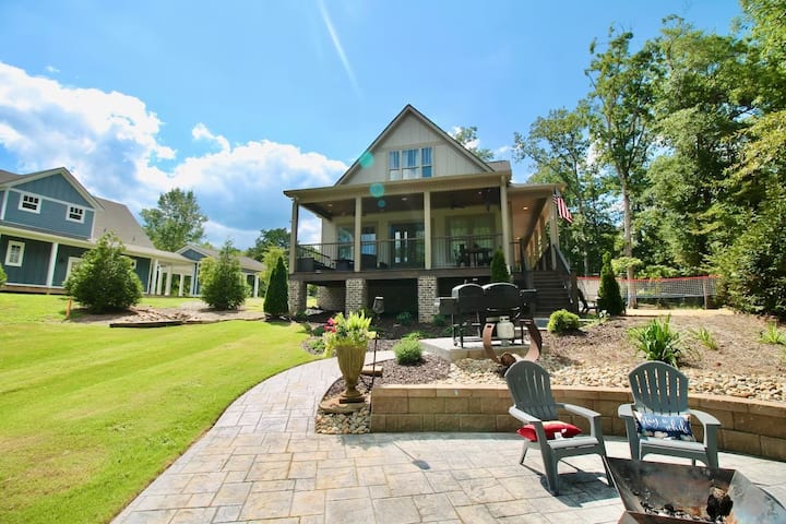 Retreat On Lake Tuscaloosa - Tuscaloosa, AL