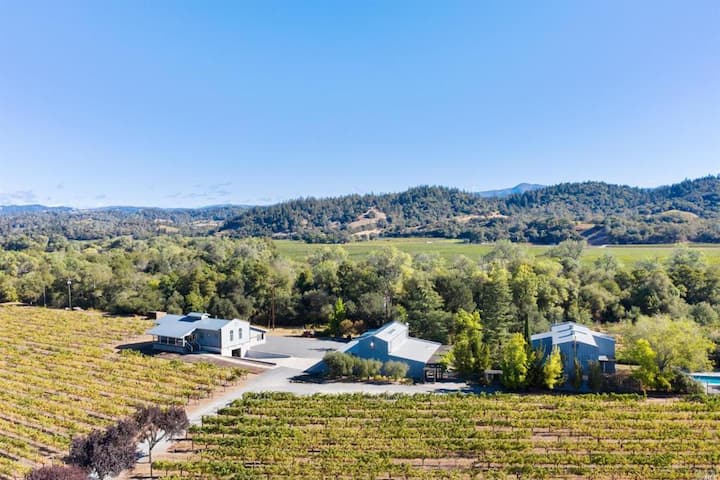 Sonoma Wine Country Estate Farmstay - Geyserville, CA