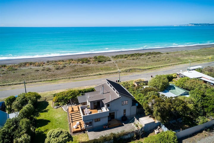 Family Haven, On The Beach! - Napier