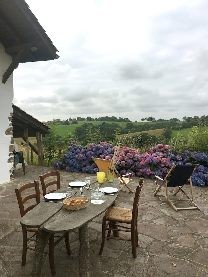 Grange Rustique Au Pays Basque - Hasparren