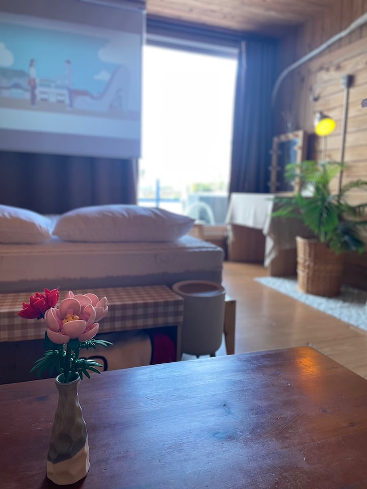 바다가 보이는 작은영화관 101호 - Jeju