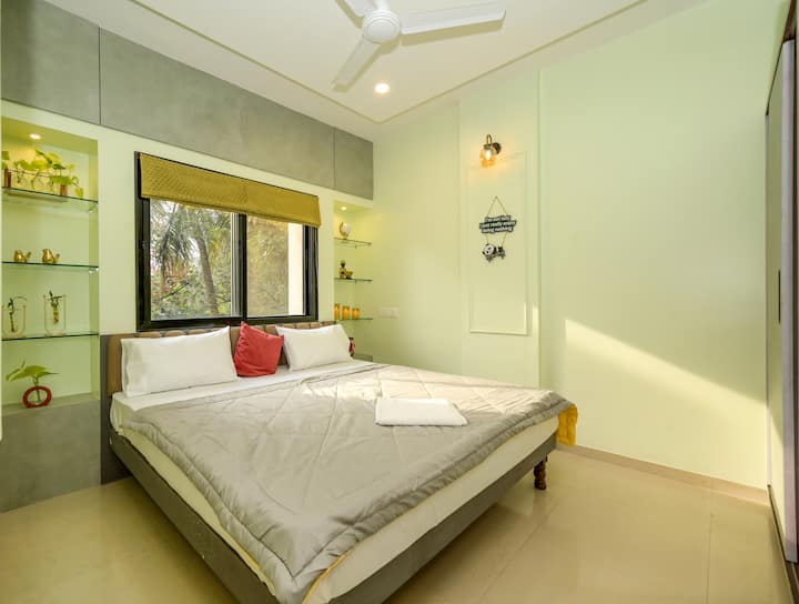 Green Feather - Pune