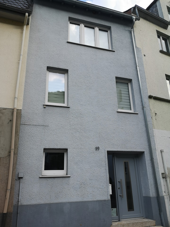 Ferienhaus In Alf, Terrasse Mit Grill, Bis 6 P. - Reil