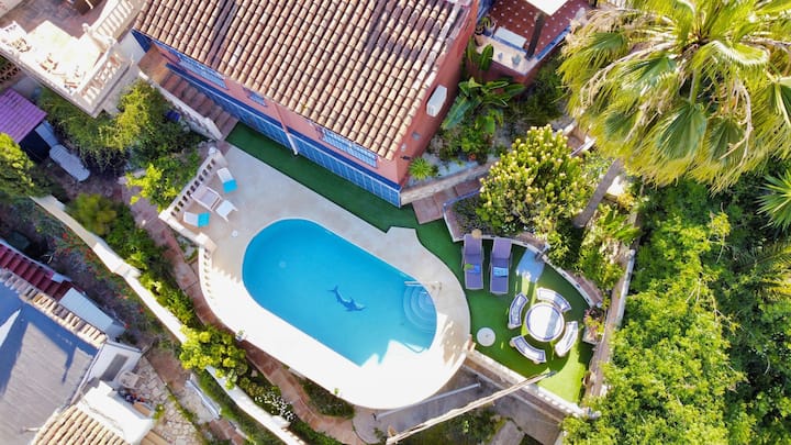 Evans Realty (Au) - Villa Nirvana+beach+pool - Fuengirola